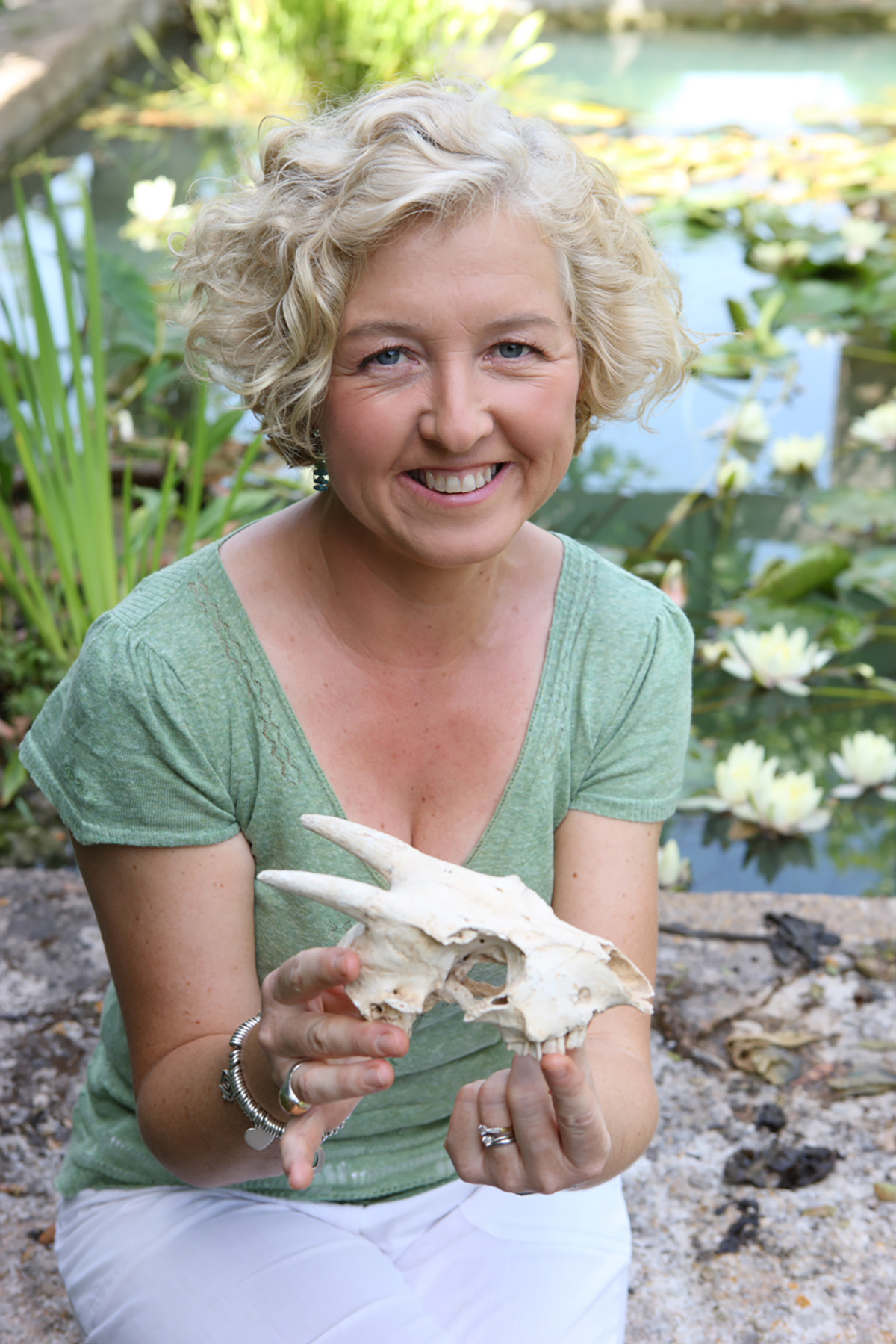 Anna Nicholas: Author & PR Consultant - Living in Mallorca