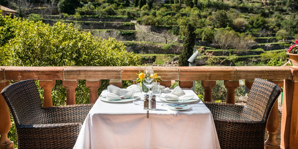 16 restaurants to celebrate your love in Mallorca - Living in Mallorca