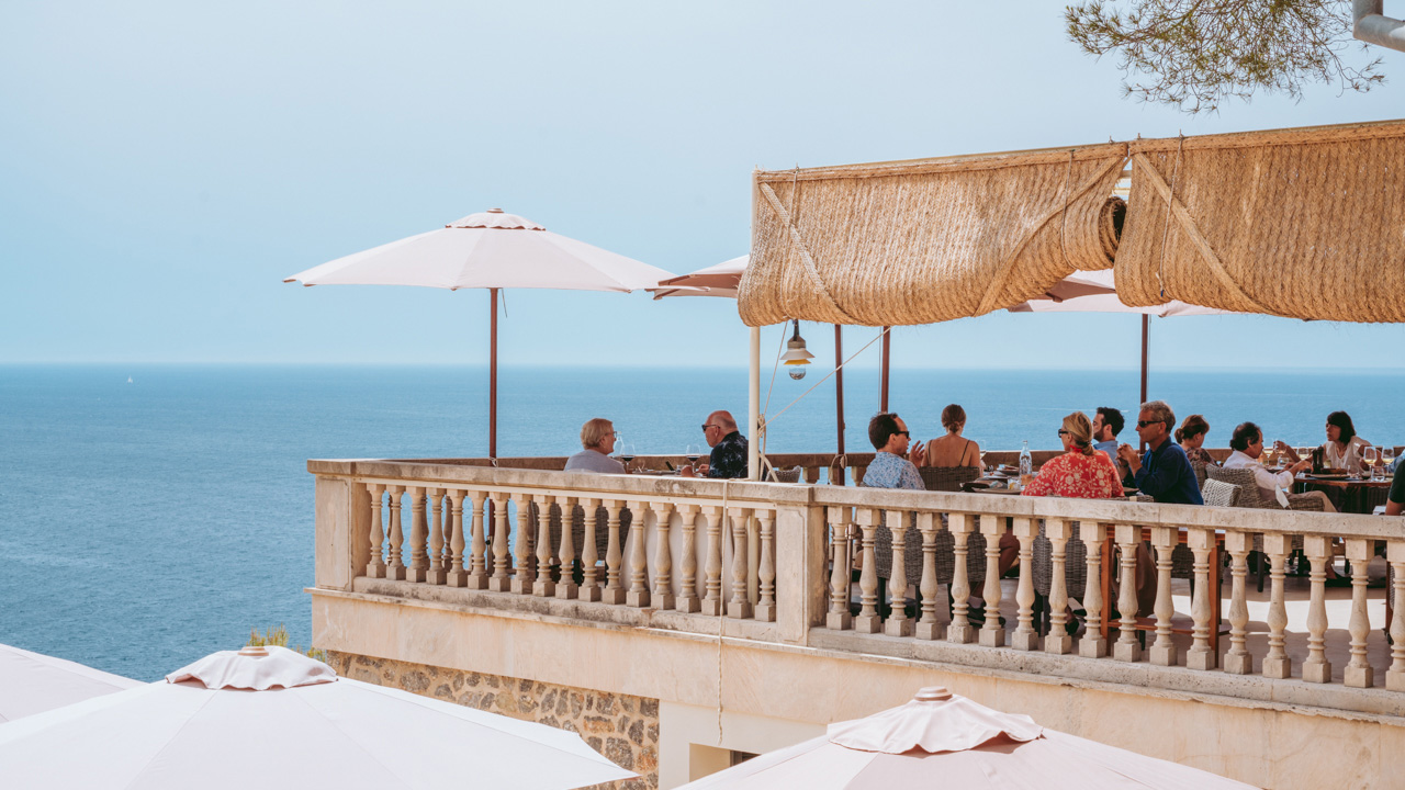 Davall Date Gardens | Fasci Garden