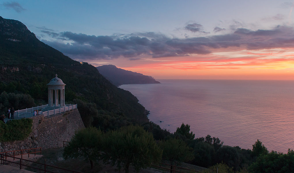 Deià artist Arturo Rhodes - Living in Mallorca
