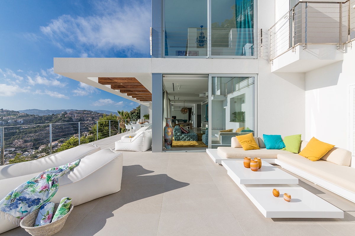 Luminous luxe - Living in Mallorca